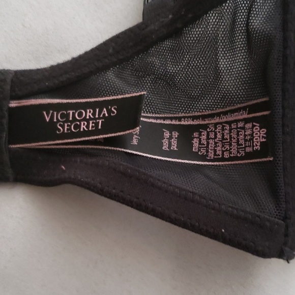 Victoria's Secret | Intimates & Sleepwear | 32 Ddd Victorias Secret ...